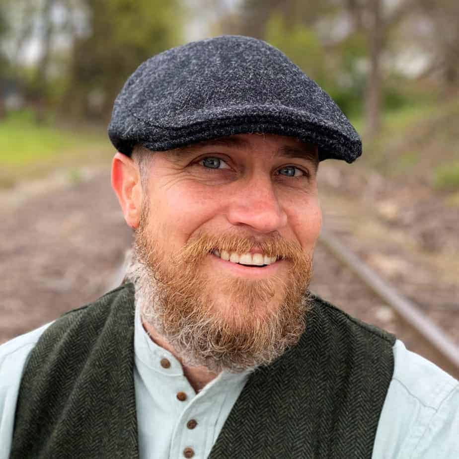 Traditional Irish Touring Cap – Dark Gray Herringbone – Celtic Clothing Company