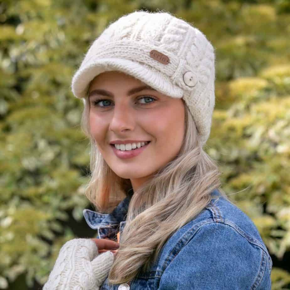 Cable Knit Wool Peak Cap For Women – Natural – Celtic Clothing Company